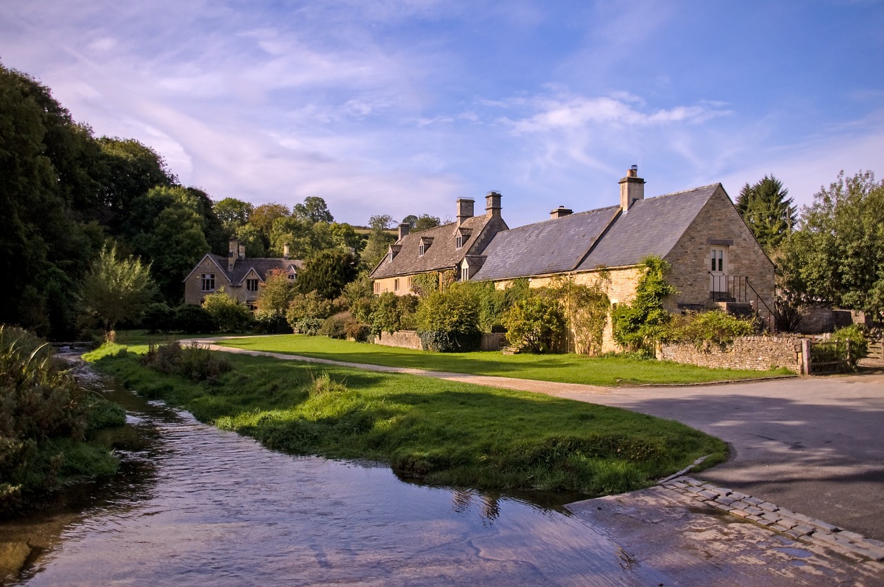 Le Cotswolds: Un Tour Tra Le Colline Inglesi - Viaggia con Racconti di ...